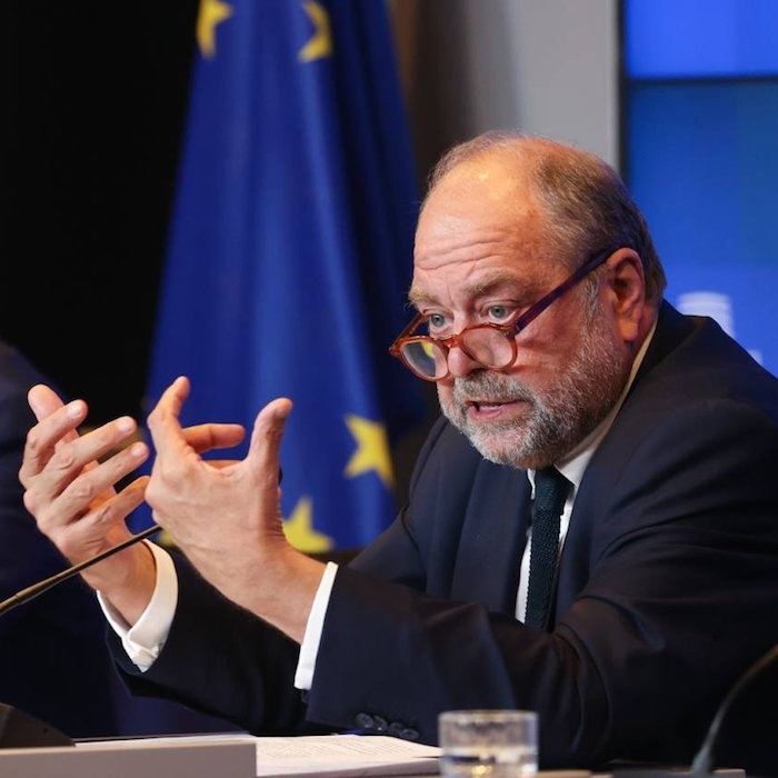 Dupond-Moretti fustige la justice privée
