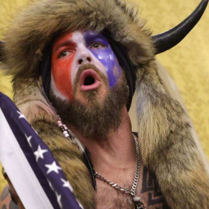 Etats-Unis : Jacob Chansley veut être élu au Congrès